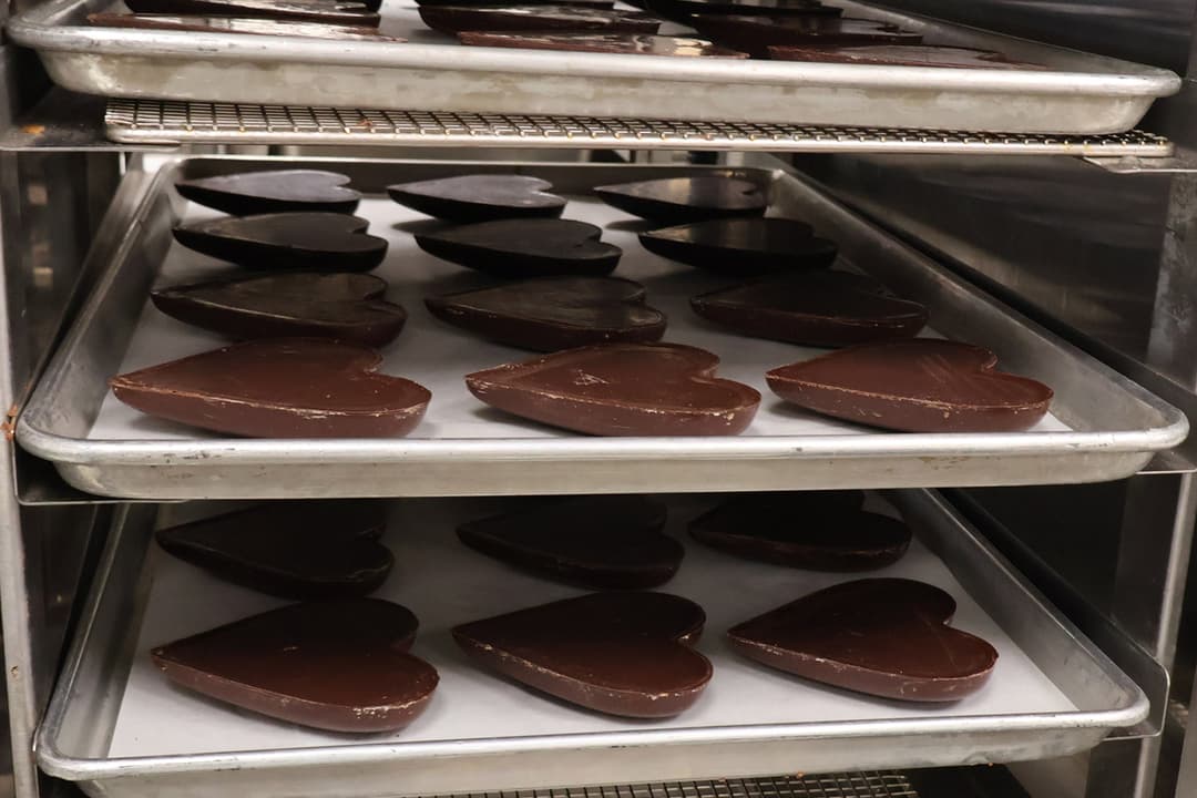 Soma Makes Good Chocolate Choices - Asparagus Magazine